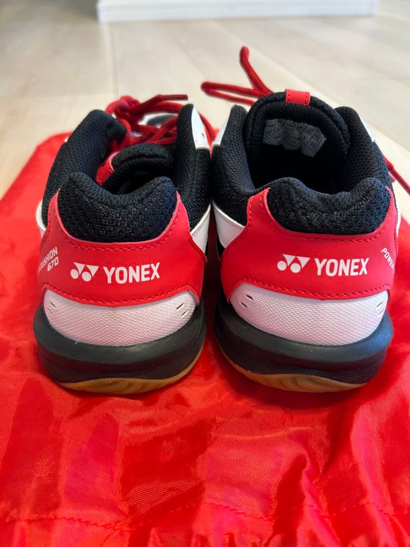 【セット】YONEX バドミントンラケット＆シューズ