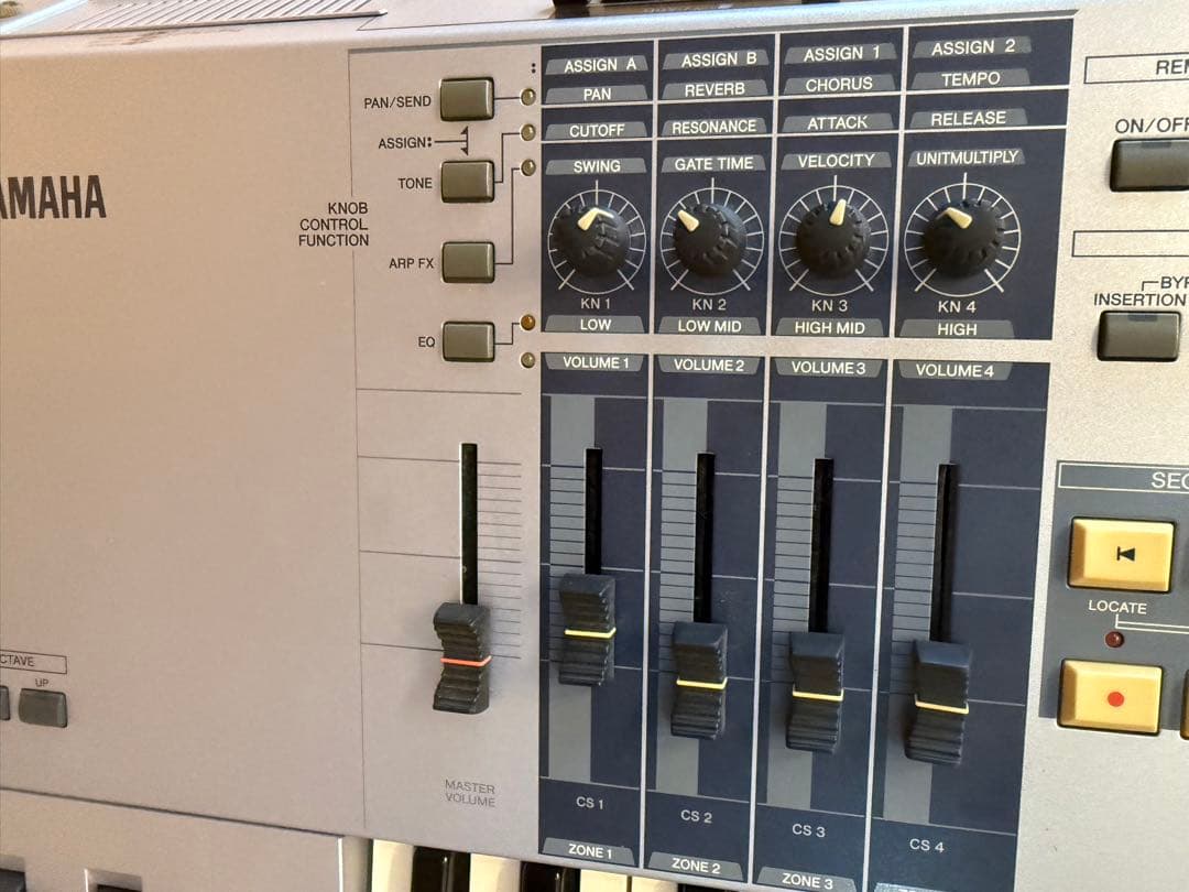 【引取限定】YAMAHA MOTIF ES6