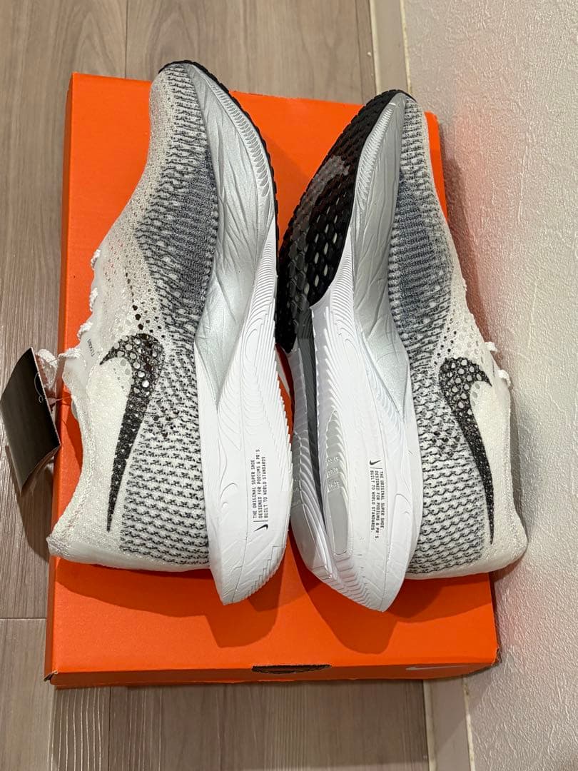 【新品未使用】Nike Vaporfly DV-4129-100 25.5cm