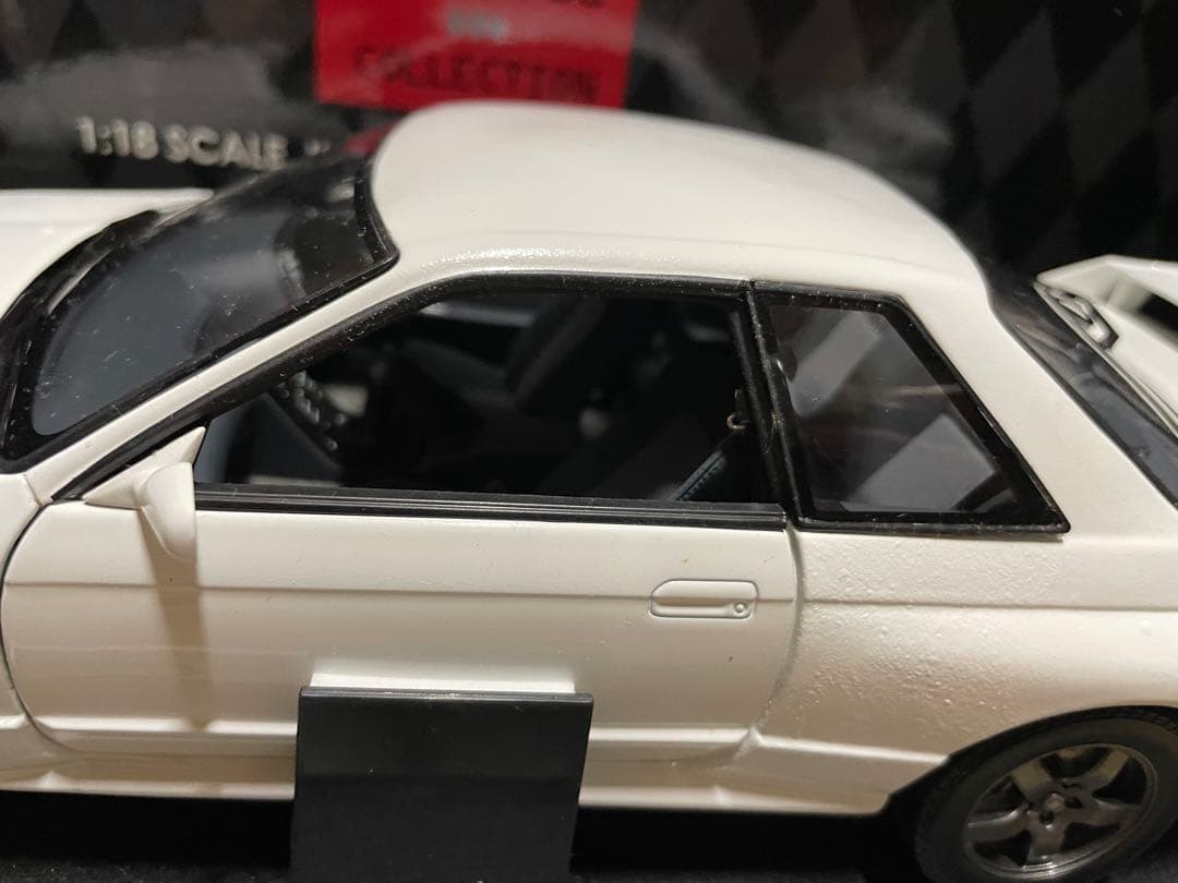 京商 1/18 スカイライン GT-R R32 中期型