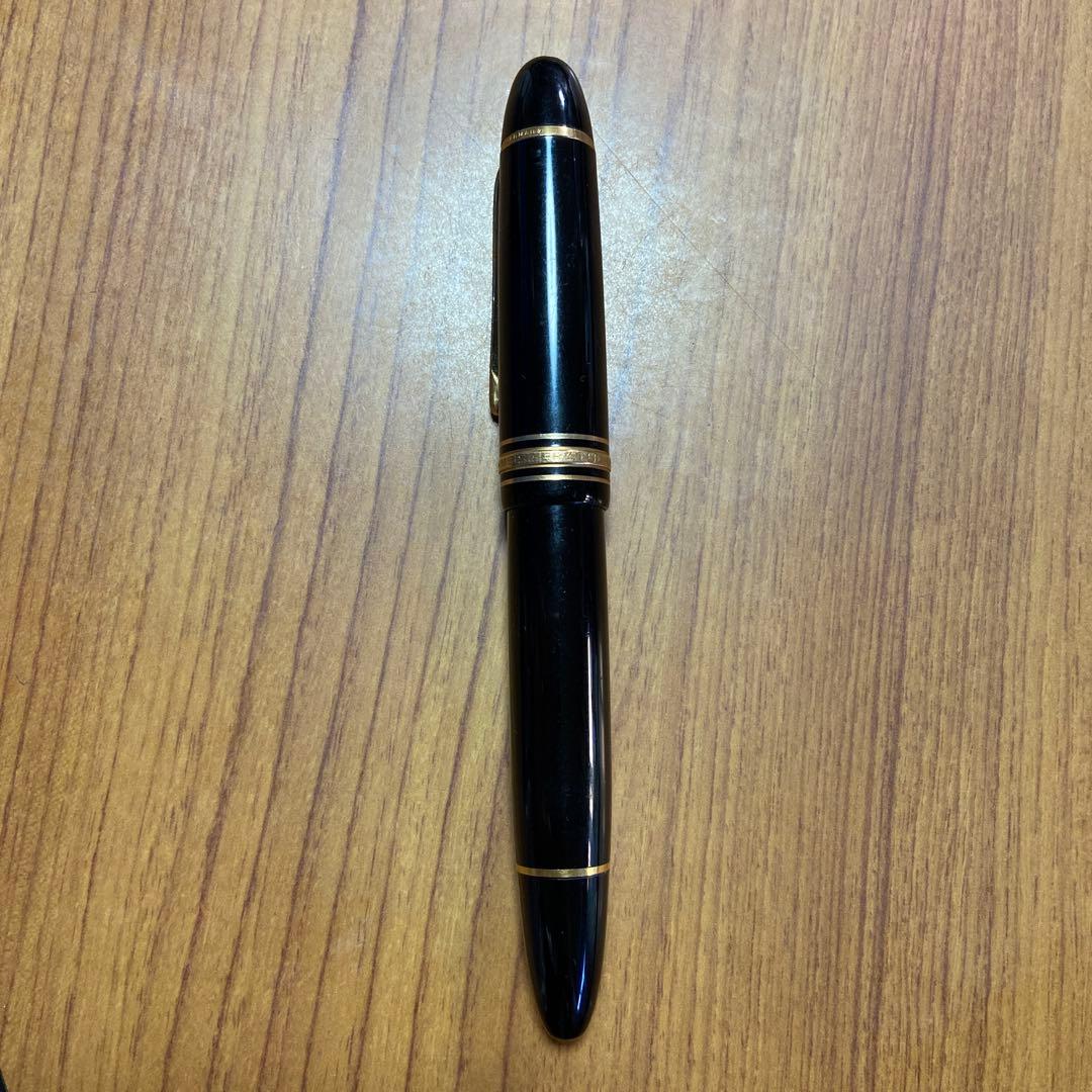 モンブラン　MONTBLANC 黒万年筆 金メッキペン先　No.149
