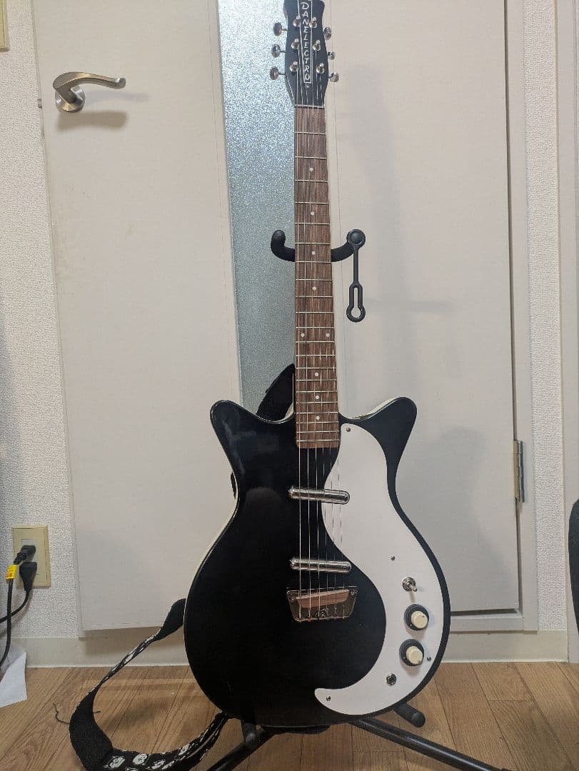 ダンエレクトロ　Danelectro　エレキギター