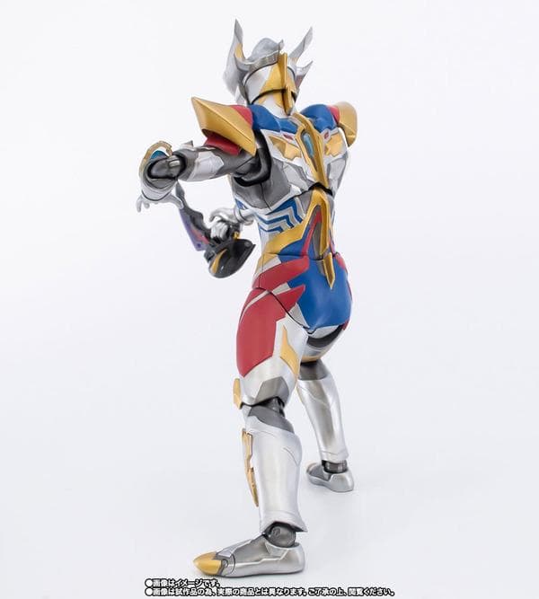 魂ウェブ限定 S.H.Figuarts ウルトラマンゼット デルタライズクロー