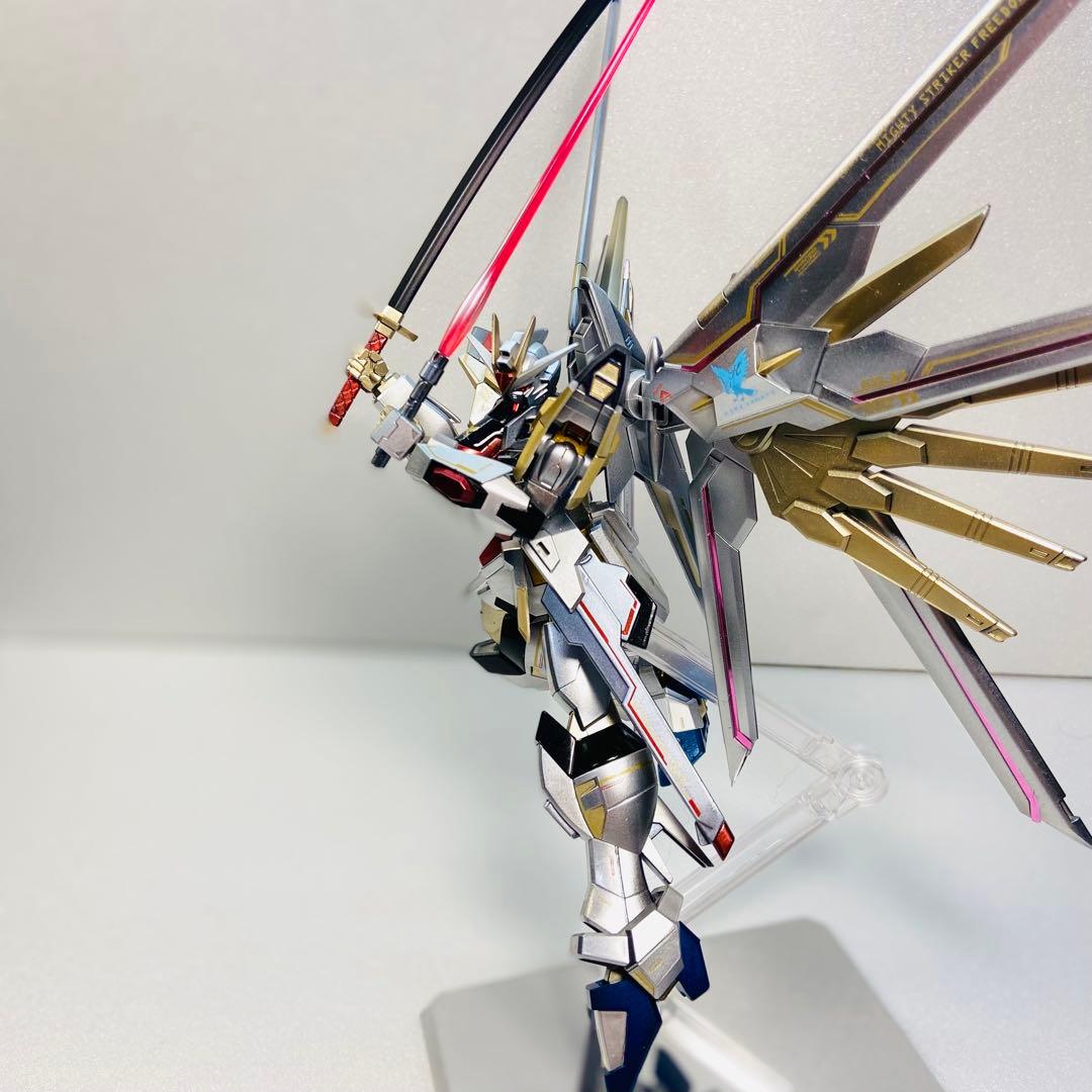 HG マイティーストライクフリーダムガンダム 全塗装 完成品 塗装済み ガンプラ