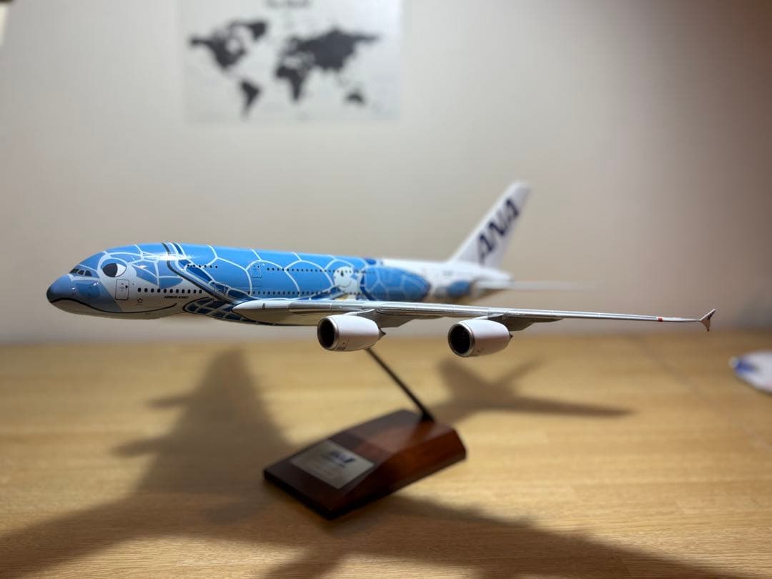 ANA A380モデル 1/200 スタンド付き