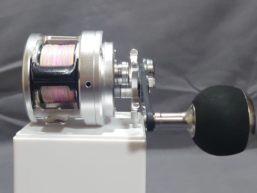 リール SHIMANO 13 OCEA CALCUTTA 300HG