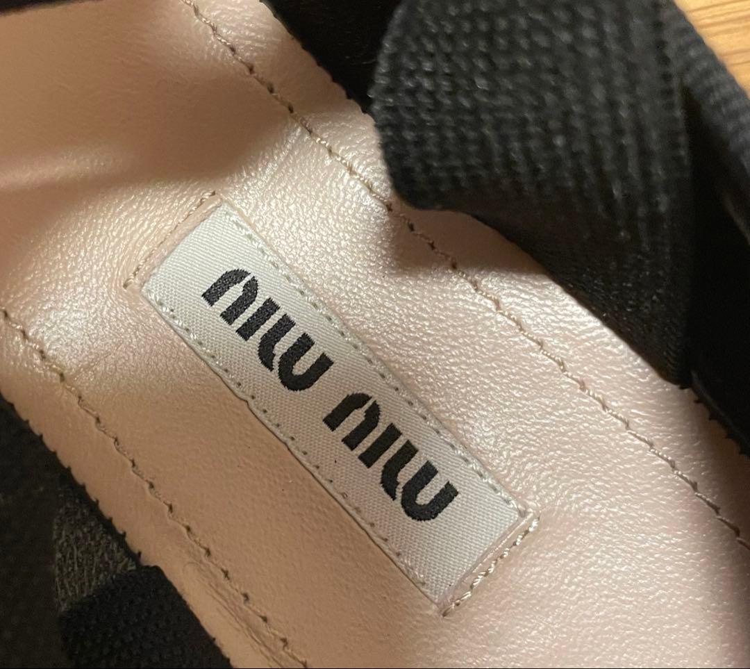 miumiu バレエフラットシューズ