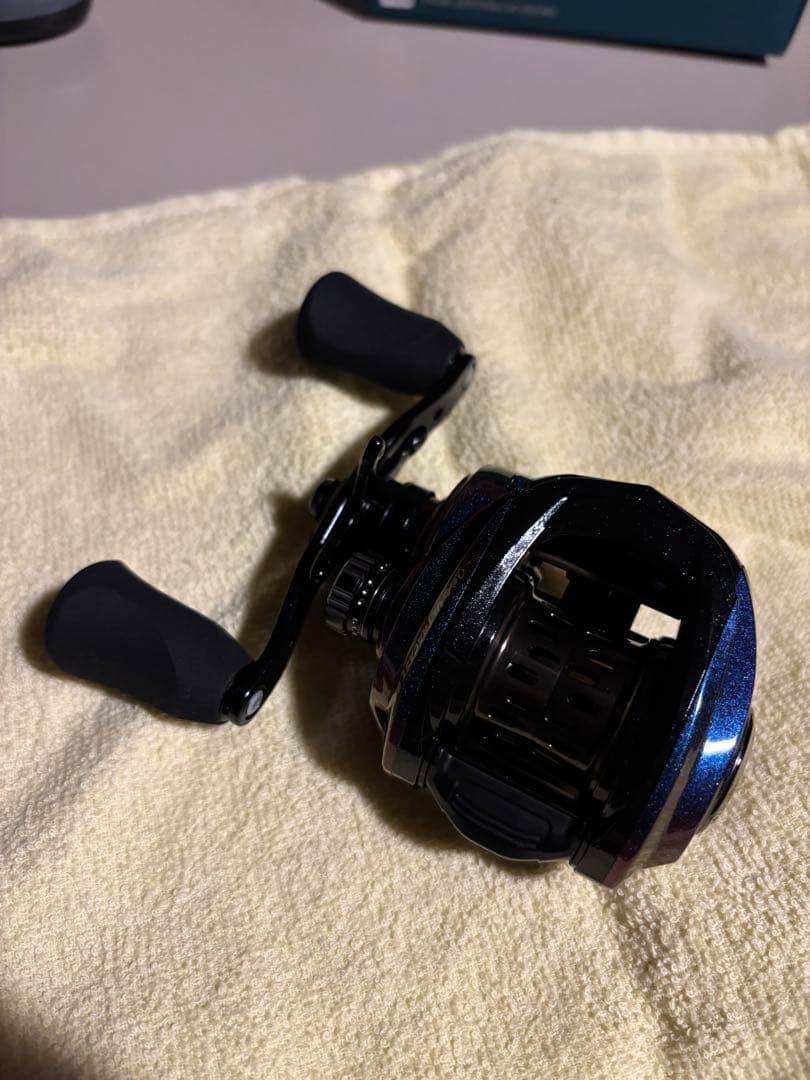Abu Garcia REVO ULTRACAST BF8 左巻き
