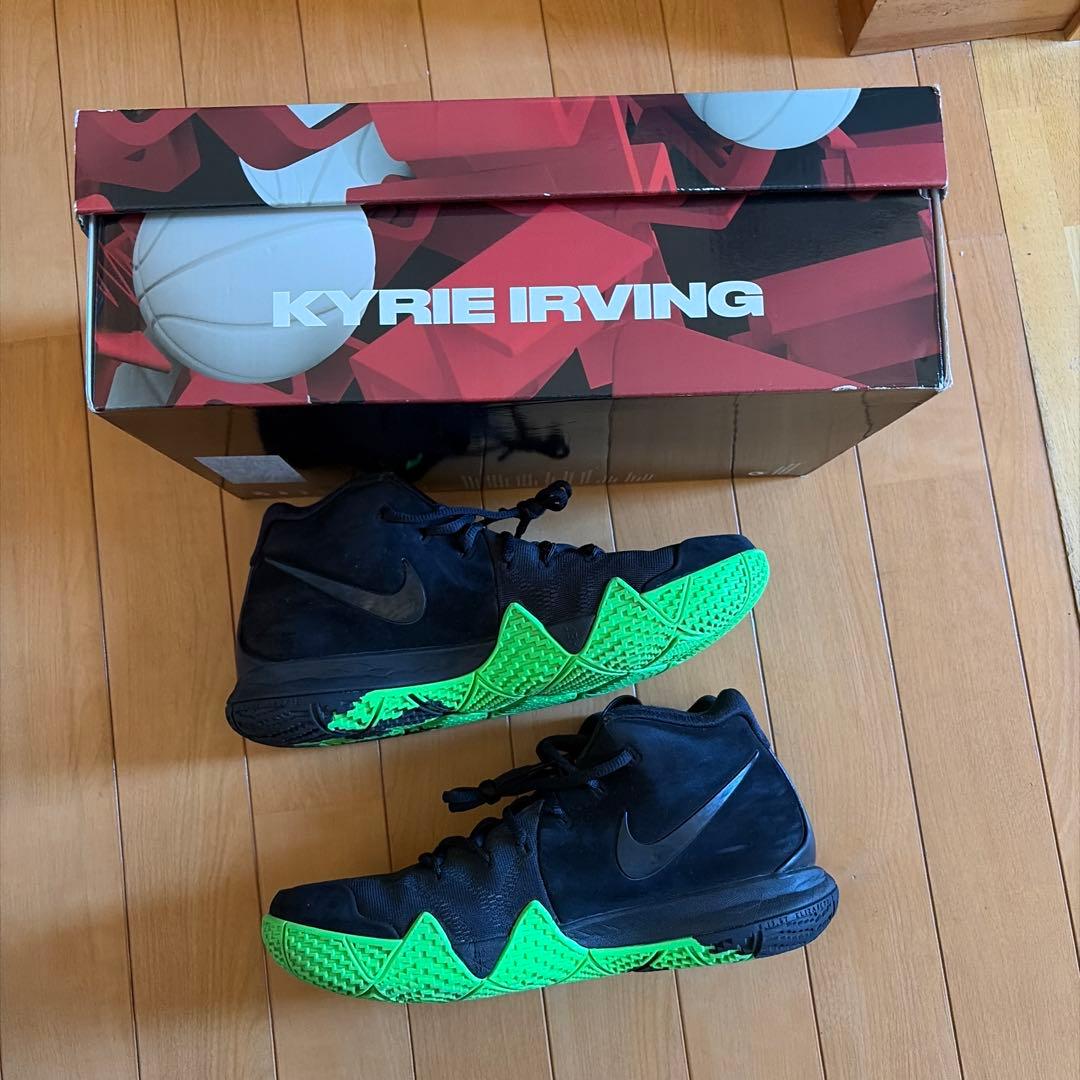Nike Kyrie 4 EPブラック/グリーン バスケットボールシューズ