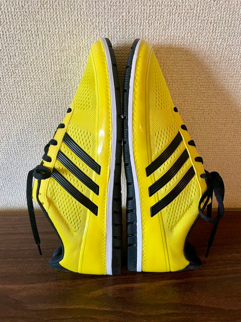 adidas　トレーニングシューズ　27.5cm 新品