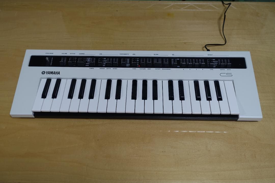 YAMAHA reface CS ＋ケース＆ストラップアタッチメント付き