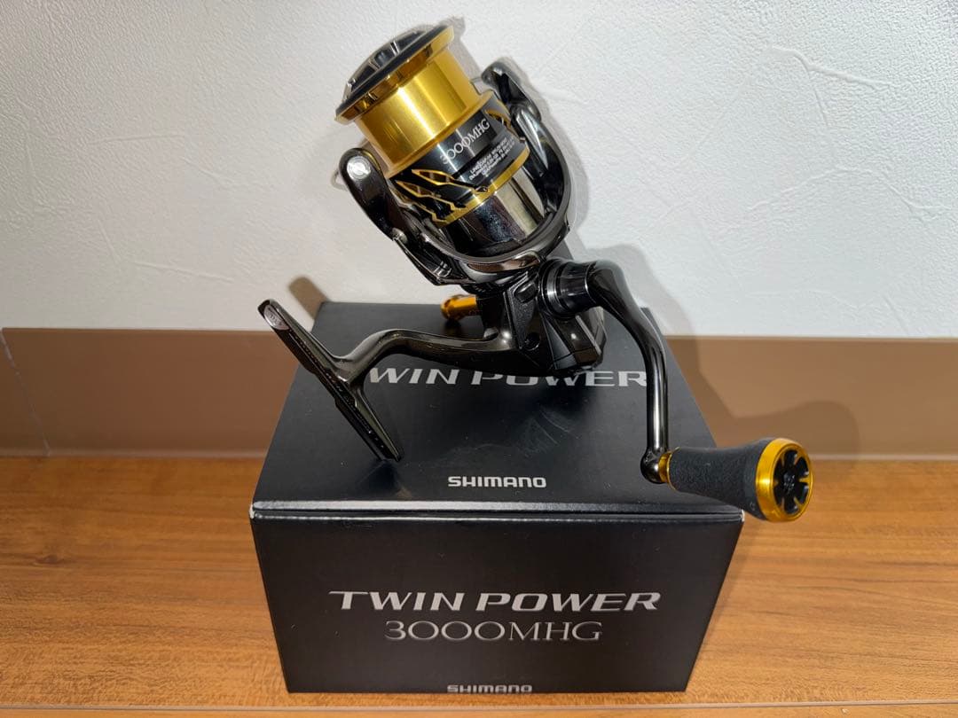 【最終値下げ】SHIMANO TWIN POWER 3000MHG