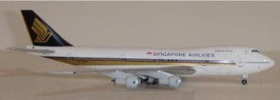 1/400  シンガポール航空　ボーイング　Ｂ７４７－２００　９Ｖ－ＳＱＳ