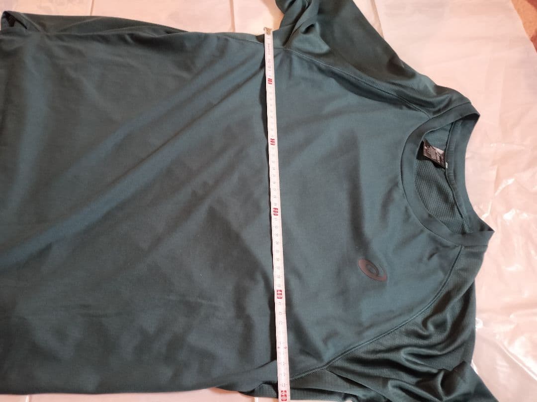 asics actibreeze ベンテッドメッシュtシャツ と7in ショーツ