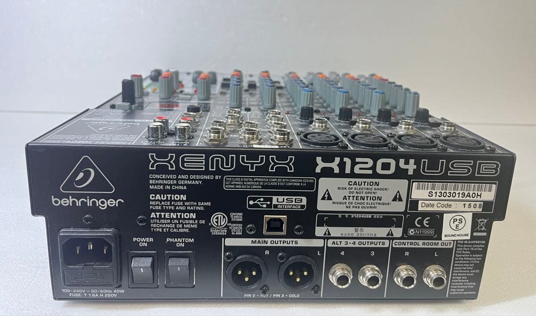 動作品　BEHRINGER ベリンガー XENYX X1204 USB ミキサー