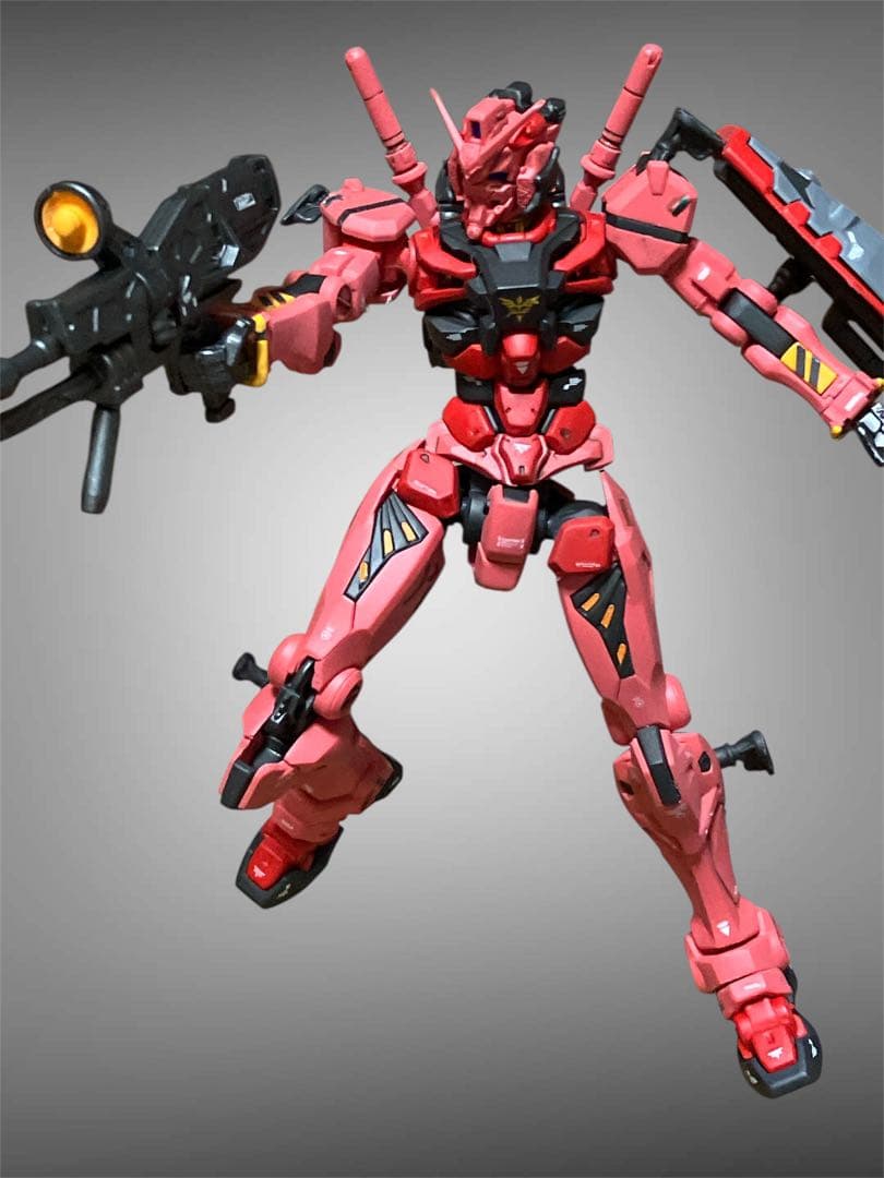 塗装・完成品「赤いガンダム」HG 1/144 フルビット装備