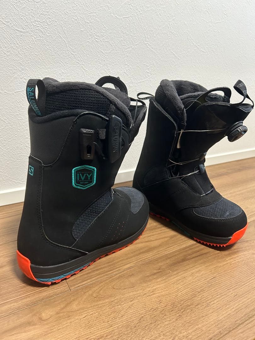 【ほぼ新品】SALOMON IVY スノーブーツ　23.5 ブラック×オレンジ