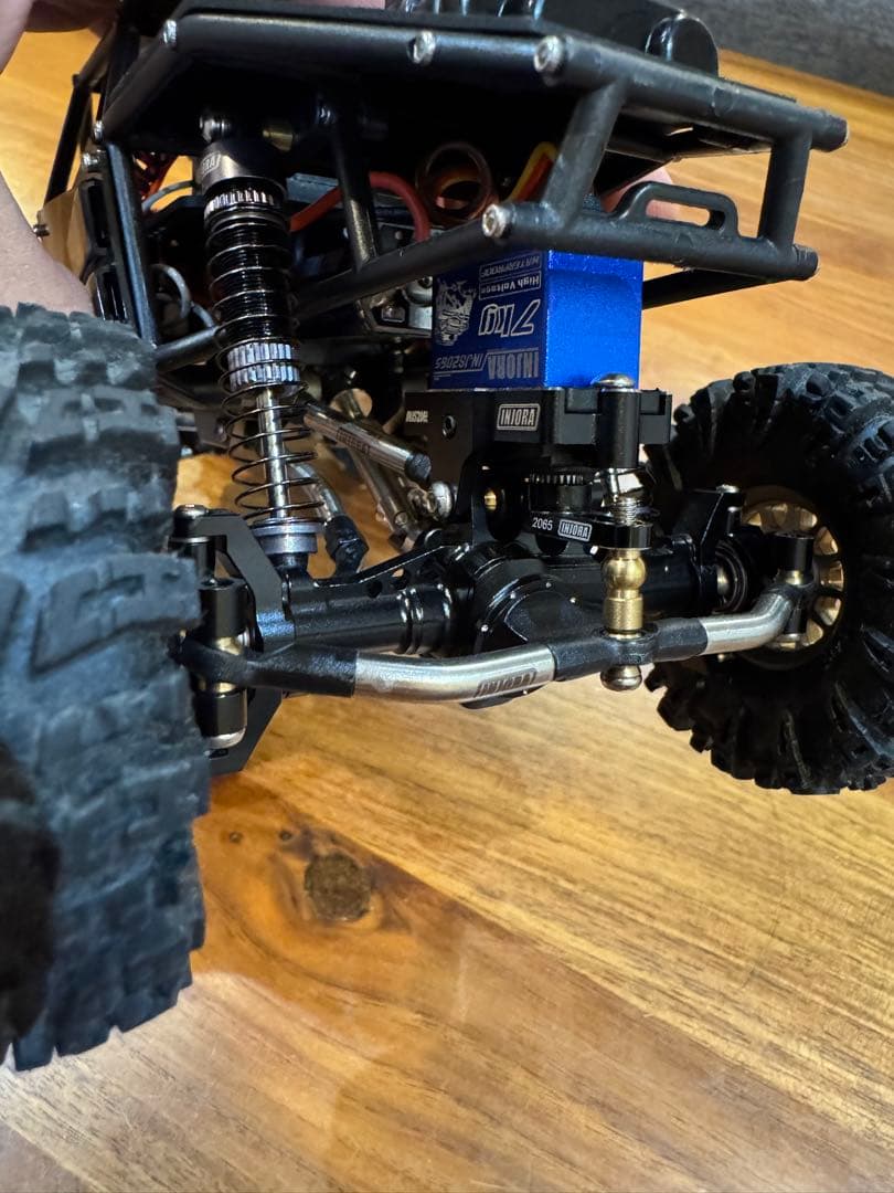 Traxxas TRX4M INJORA ロックタランチュラ　トラクサス1/18