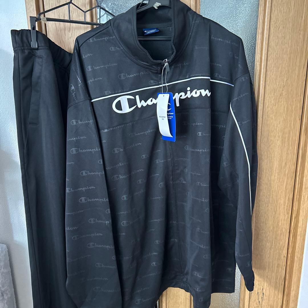 新品タグ付き　Champion ジャージ上下セット C3-SSW02L 3L 黒