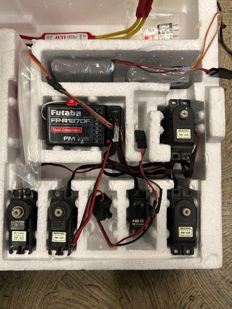 Futaba T6XA-FM プロポ サーボ