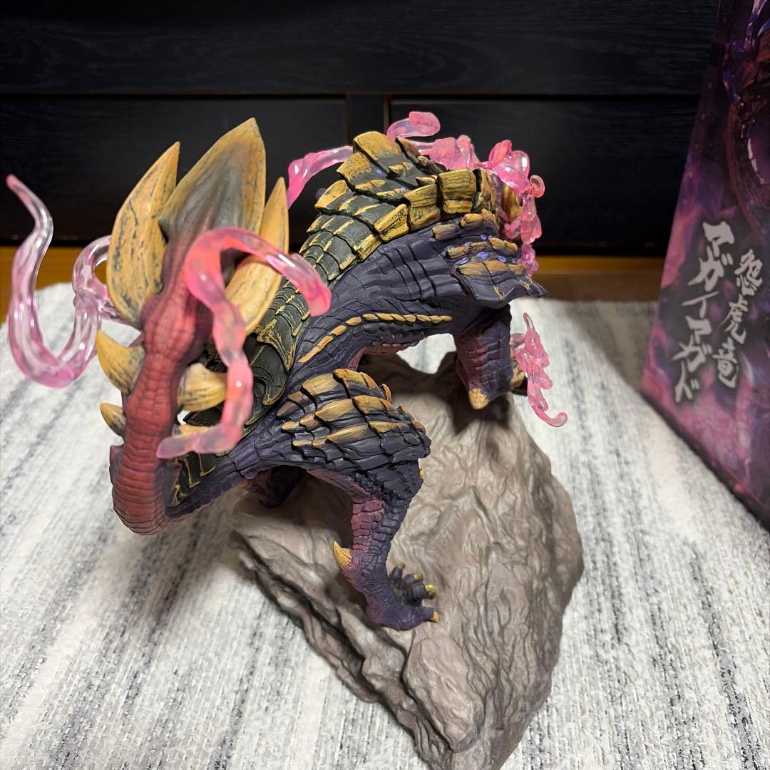モンスターハンター　怨虎竜マガイマガド クリエイターズモデルフィギュア カプコン