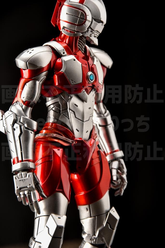 スリーゼロ ULTRAMAN (Anime Version) 1/6 フィギュア