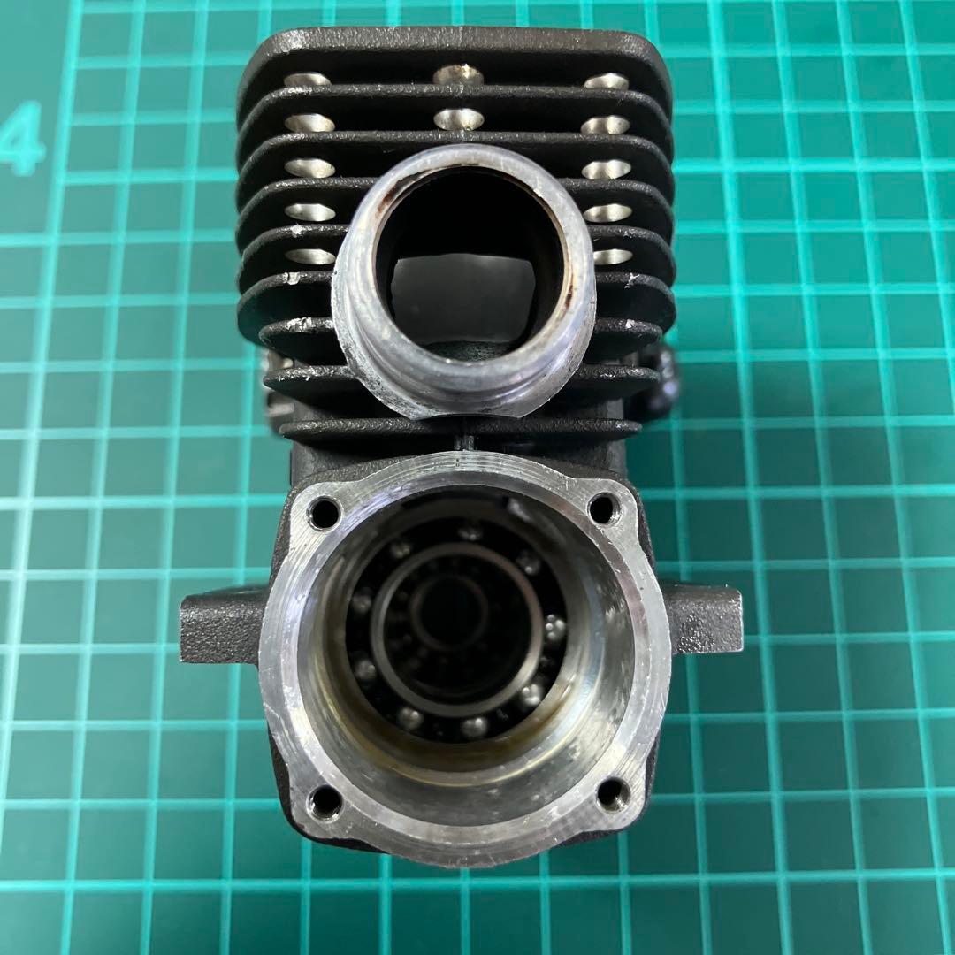 ノバロッシTORONERO 中古　ラジコンエンジン