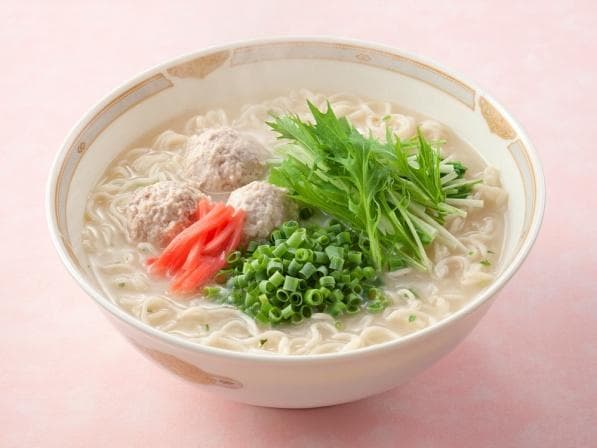 大特￥10400　NO1 うまかっちゃん　豚骨ラーメン九州博多庶民の豚骨ラーメン