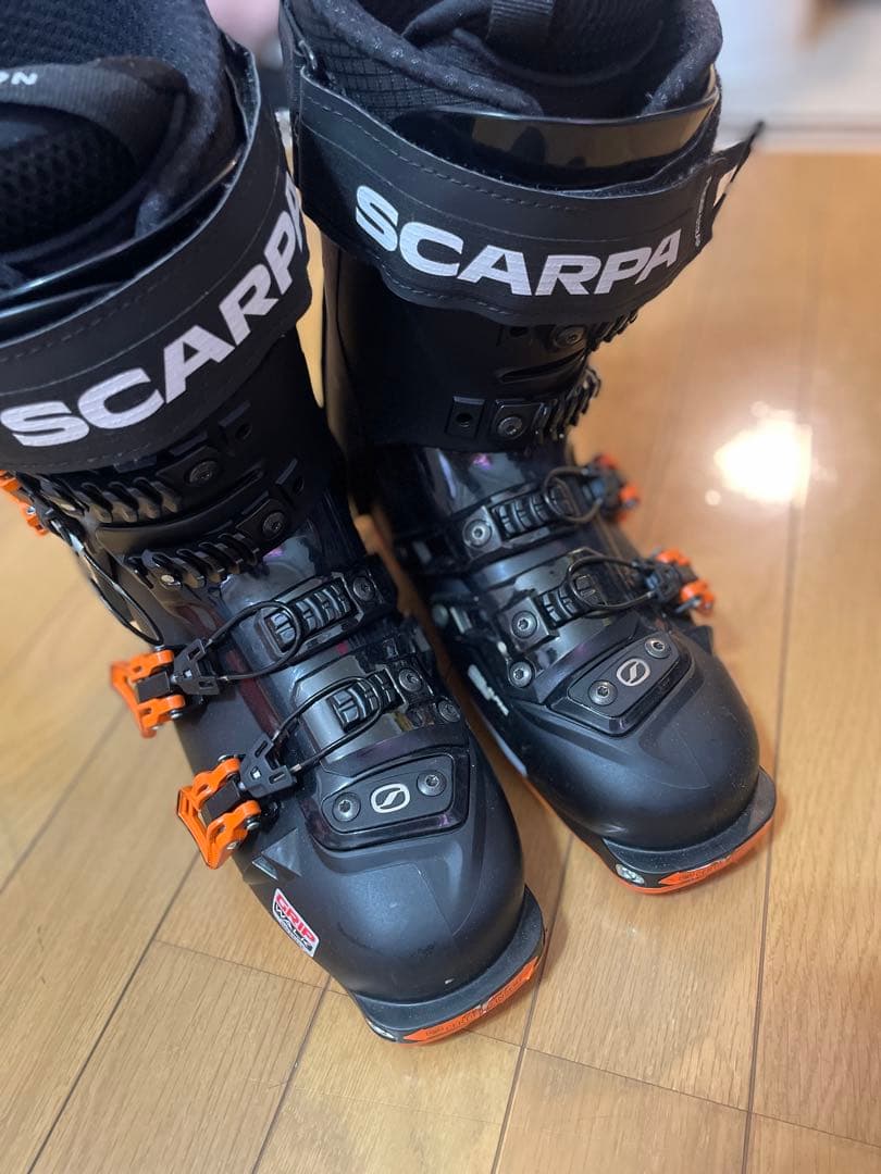 SCARPA 4-Quattro SL 新品未使用　2024-2025