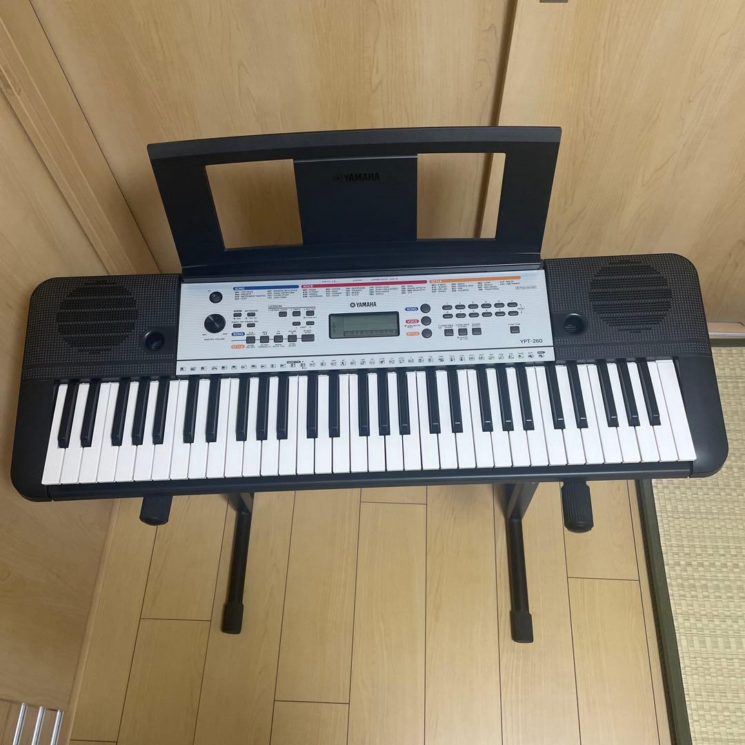 Yamaha 61鍵キーボード　ピアノス電子ピアノ　スタンドセット　ドイツで購入