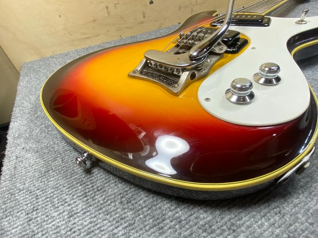 911 美品 mosrite V-63 モズライト サンバースト