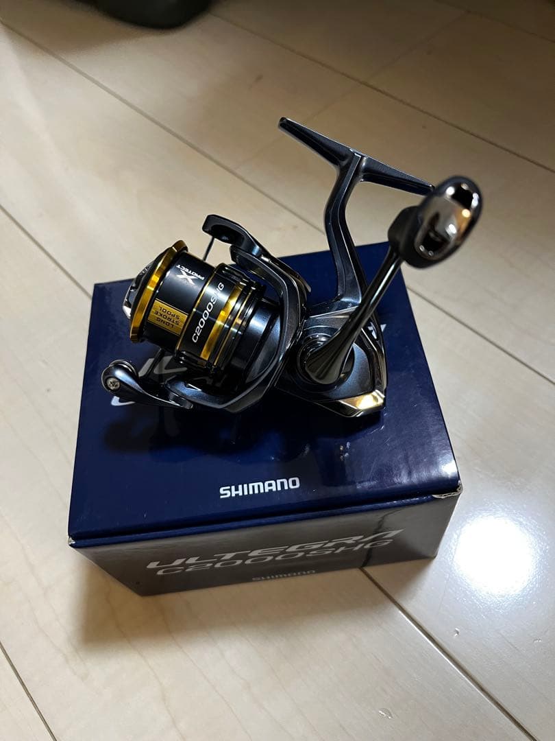 SHIMANO 21ULTEGRA C2000SHG スピニングリール