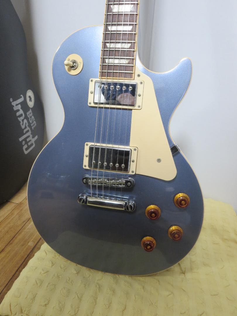 Gibson Les Paul Standard ブルー ハードケース付き