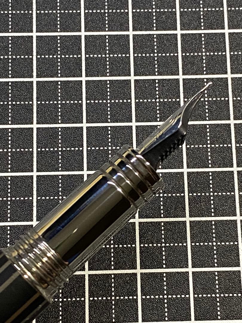 PARKER PRIMIER BLACK-CISELER CT 万年筆　字幅M