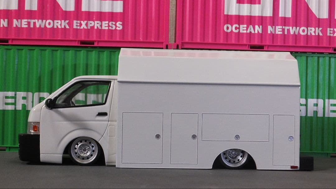 1/24 200系　ハイエース　KUV 仮想USDM 北米仕様　JDM