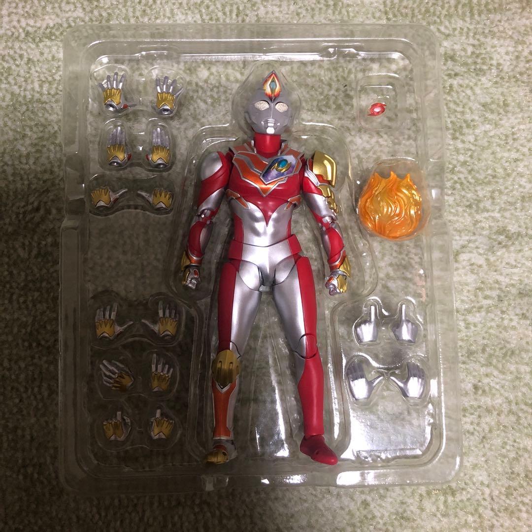 ウルトラマンデッカー フラッシュ・ストロング・ミラクルタイプ 3体セット