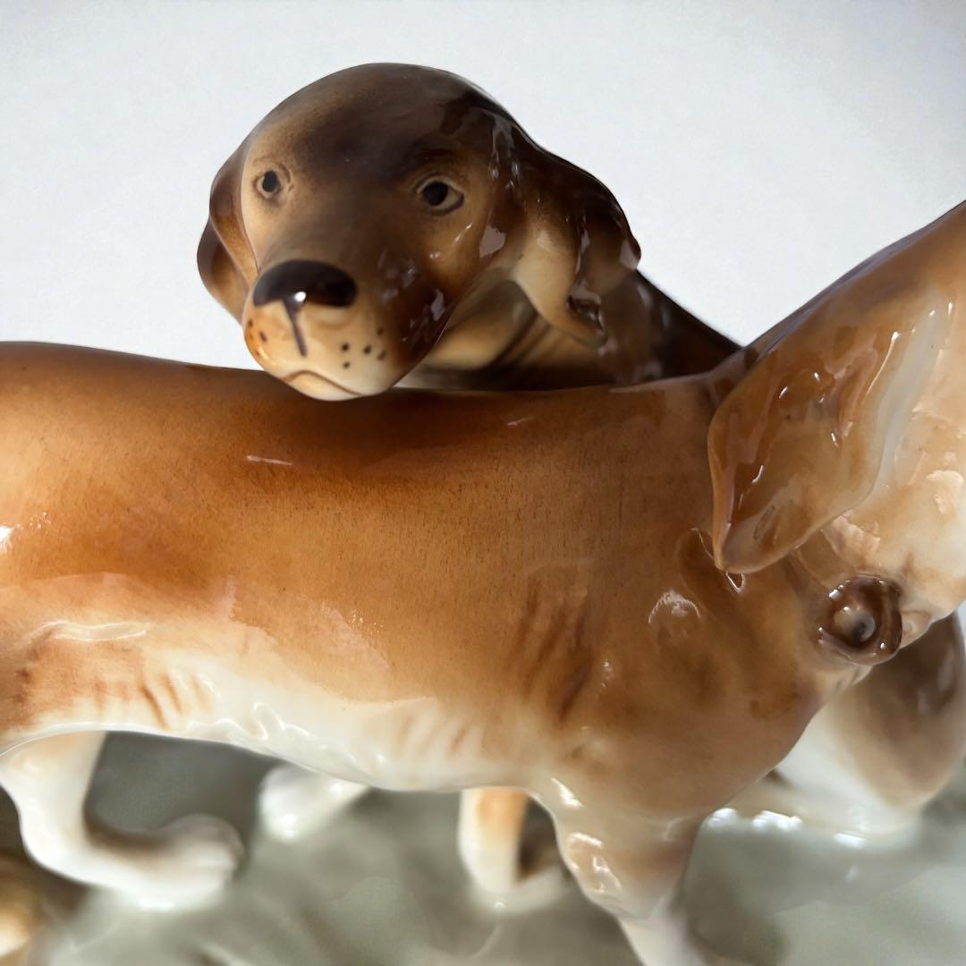 アンティーク雑貨  Dux Hunting Dogs Figurine
