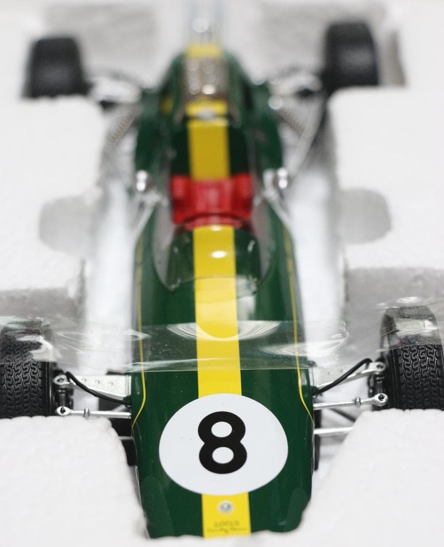 SPARK製 　ロータス２５　Ｊ・クラーク　１９６３チャンピオン 1/18
