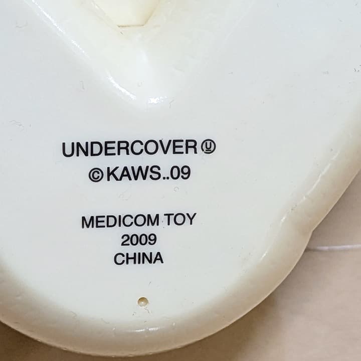 【KAWS】 OriginalFake × UNDERCOVER ベア 白