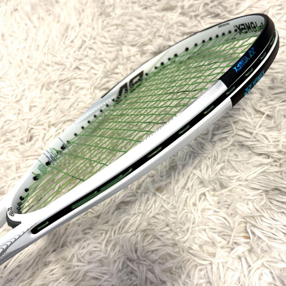 【極美品】YONEX ナノフォース8V ホワイト 軟式 ラケット