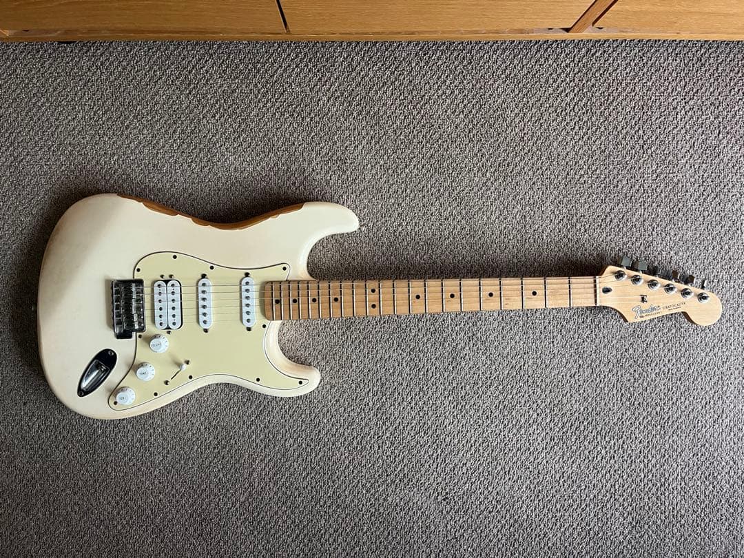 ギター FENDER MEXICO Stratocaster HSS