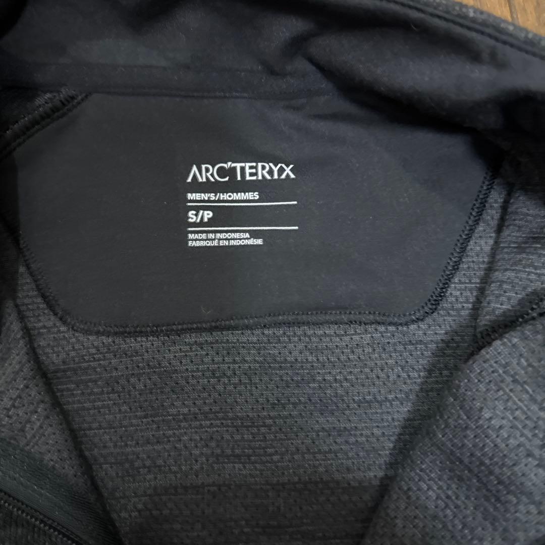 ARC'TERYX ダークグレー ジャケット S/P