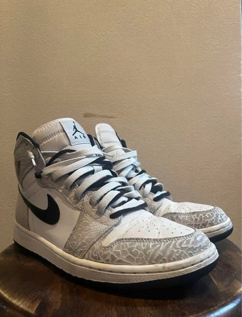 Nike Air Jordan 1 Retro High ホワイトエレファント