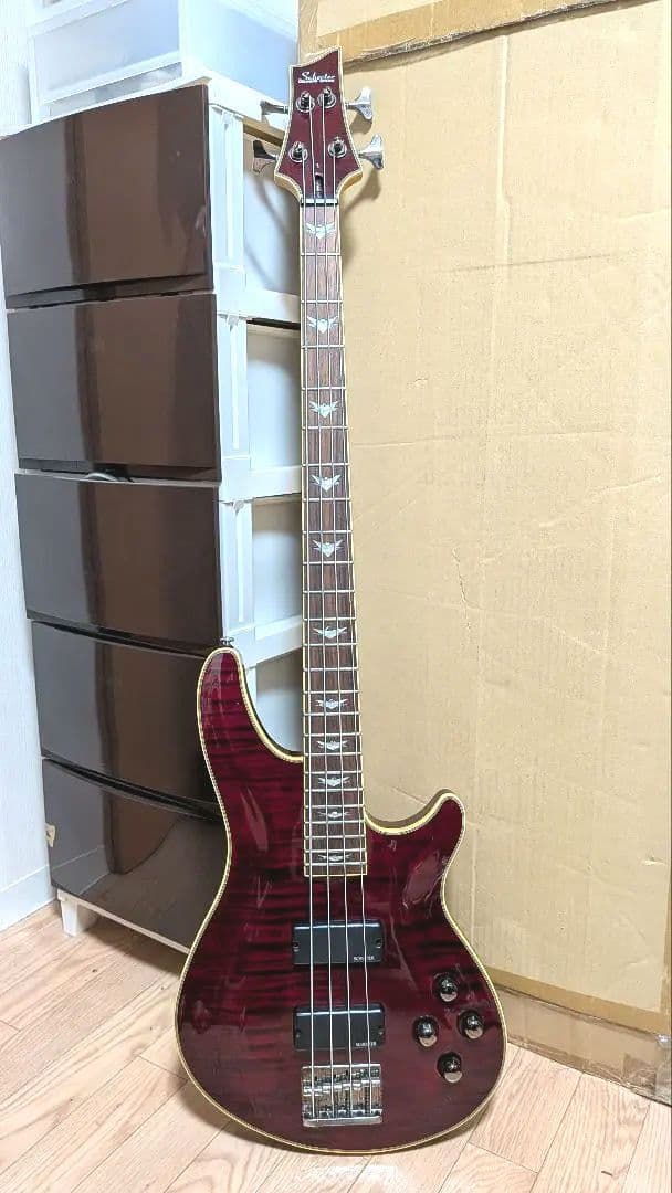 ベース Schecter Omen Extreme C-4