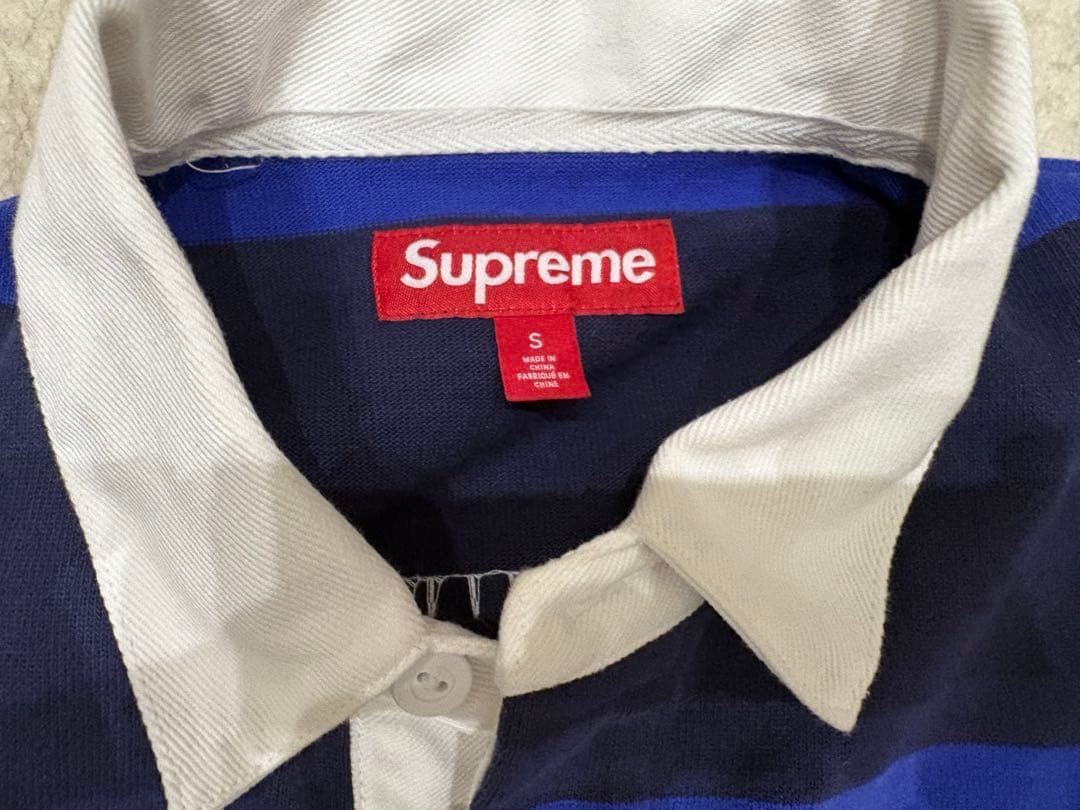 Supreme stripe rugby NAVY tigさん着用