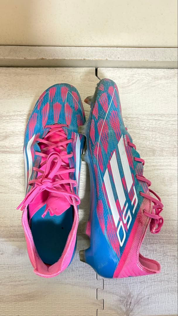 adidas F50 超希少モデル 日本未発売 26.5cm