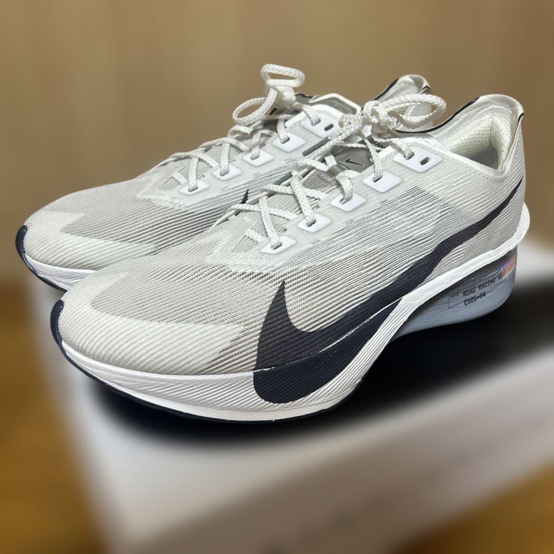 Nike ヴェイパーフライ4 27.0cm