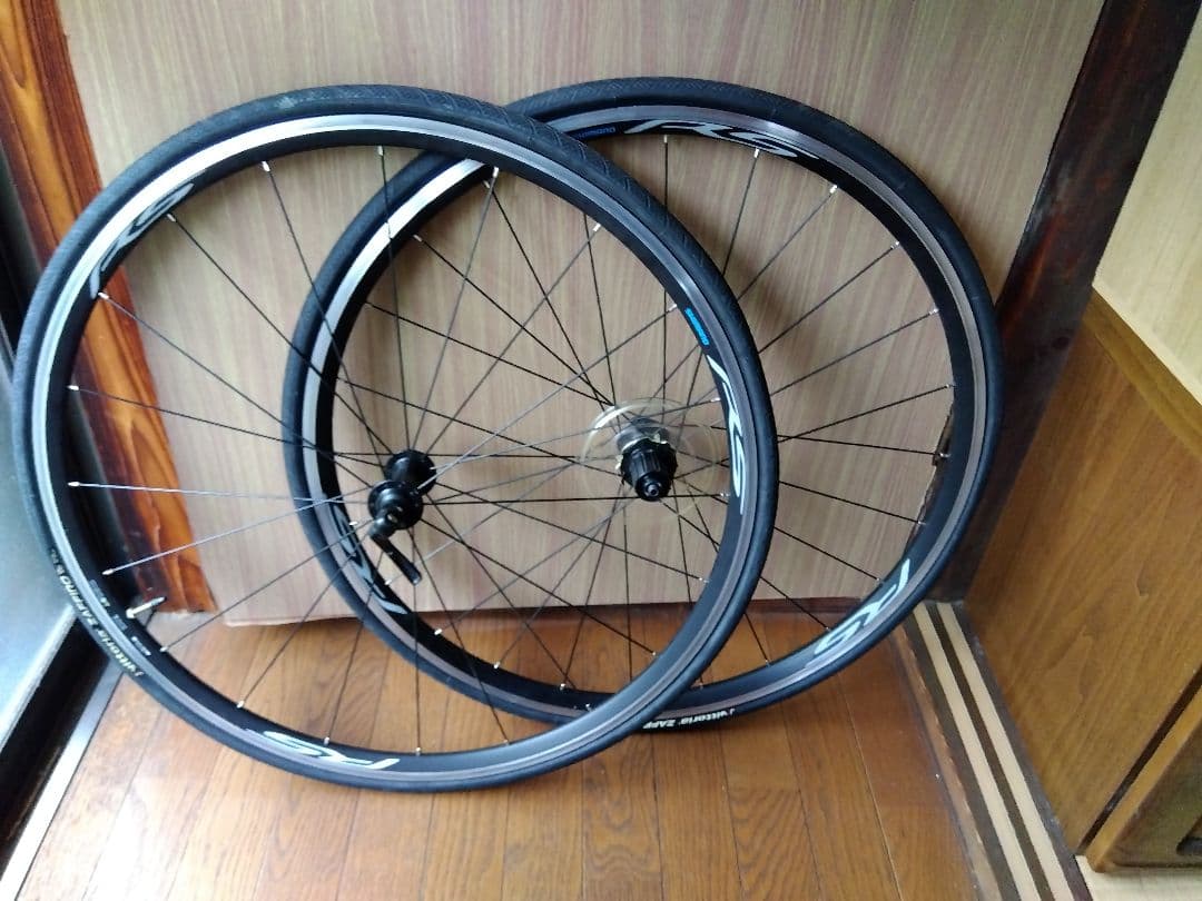 SHIMANO シマノ WH-RS100 前後ホイール＋タイヤ　リムブレーキ