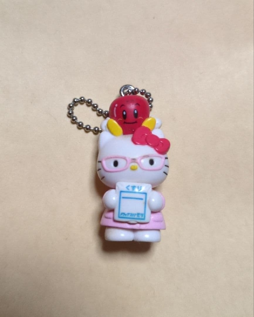 ハローキティ　キーホルダー　ドラッグストアモリ　ドラモリ　HelloKitty