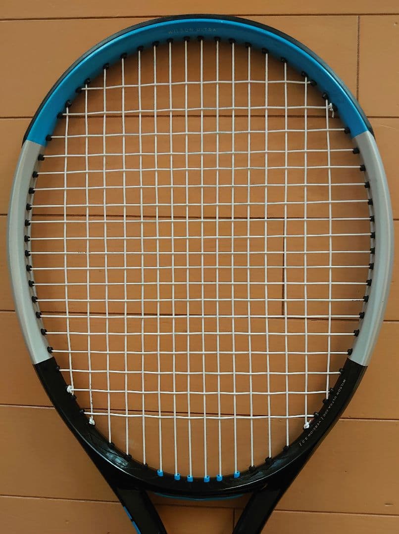 Wilson Ultra V3 V4 100 テニスラケット